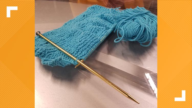 Knit-a-long with Your Day anchor Amanda Fay and meteorologist Diane ...