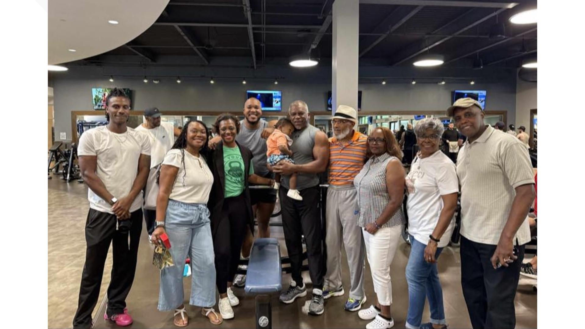 71-year-old sets World Record for bench press achievement | wtol.com