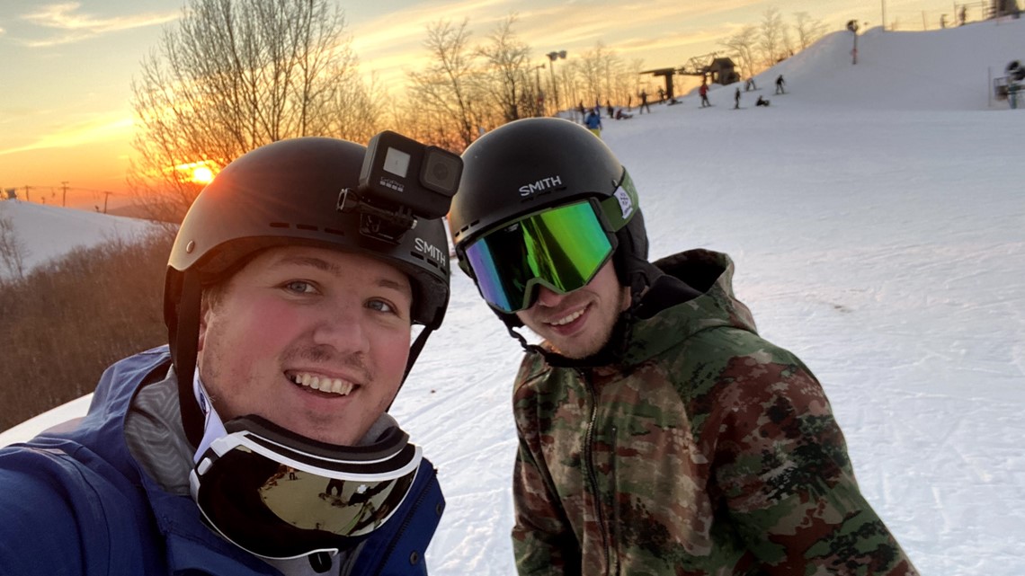 Michiganders attempt record for most ski areas skied in a day | wtol.com
