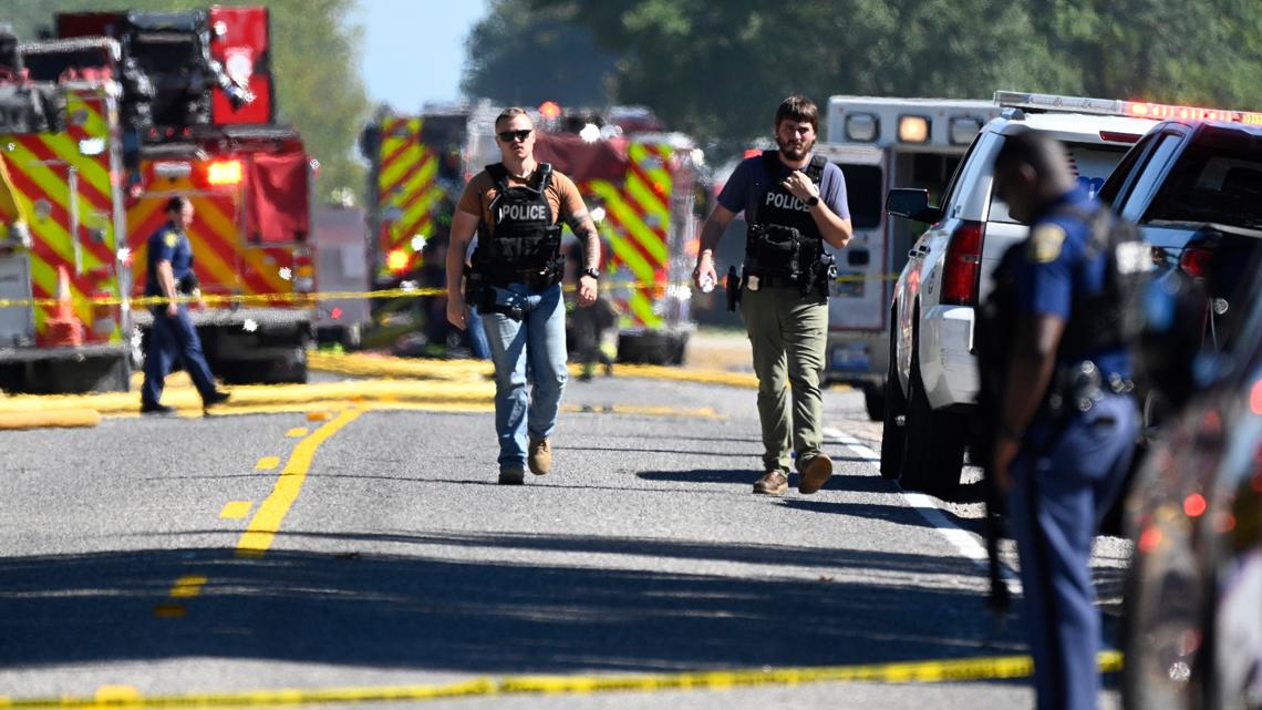 Whitmer orders flags to half-staff after Grand Blanc church shooting ...