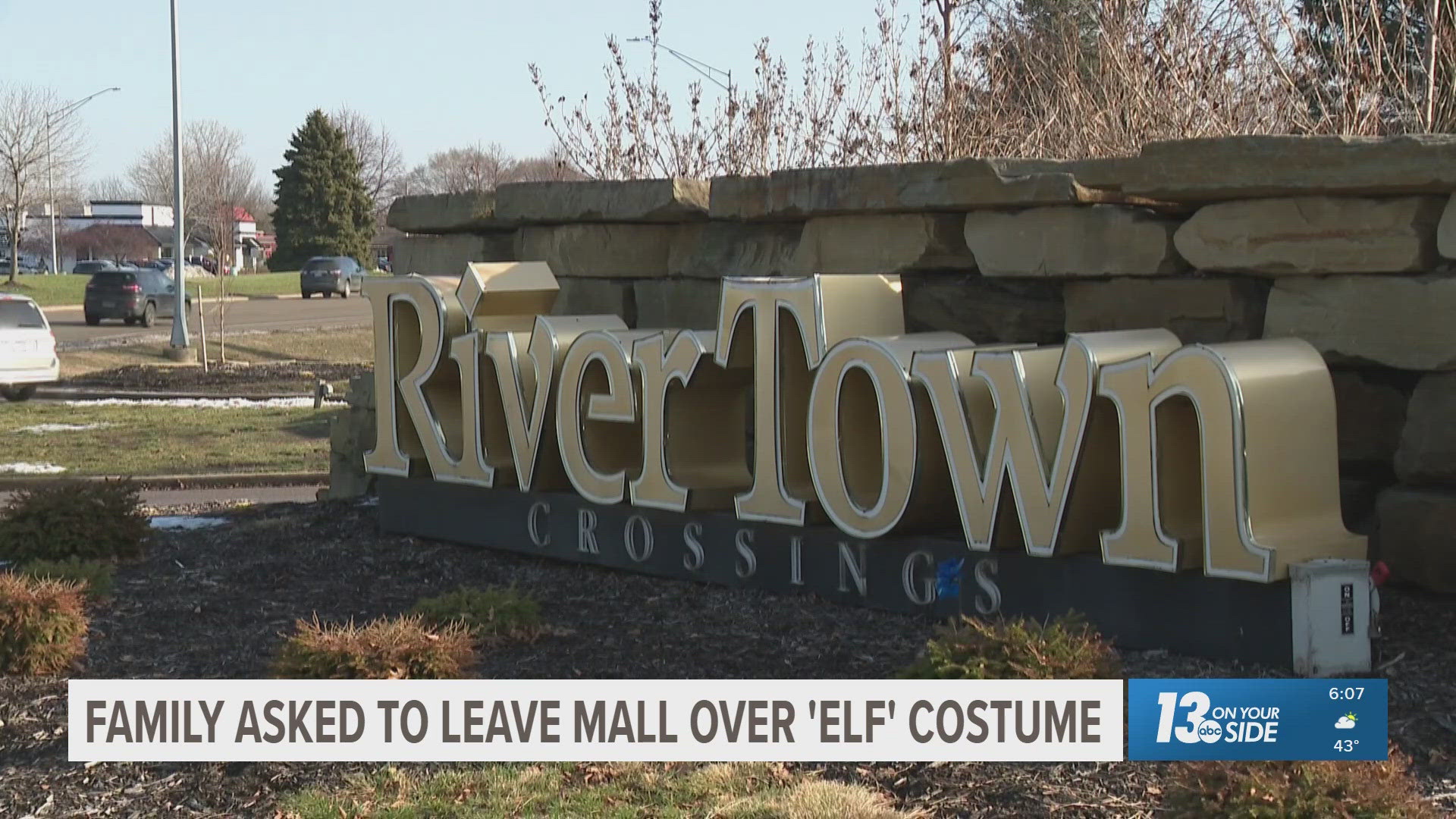 Michigan family nearly kicked out of mall over ‘Elf’ costume hopes to ...