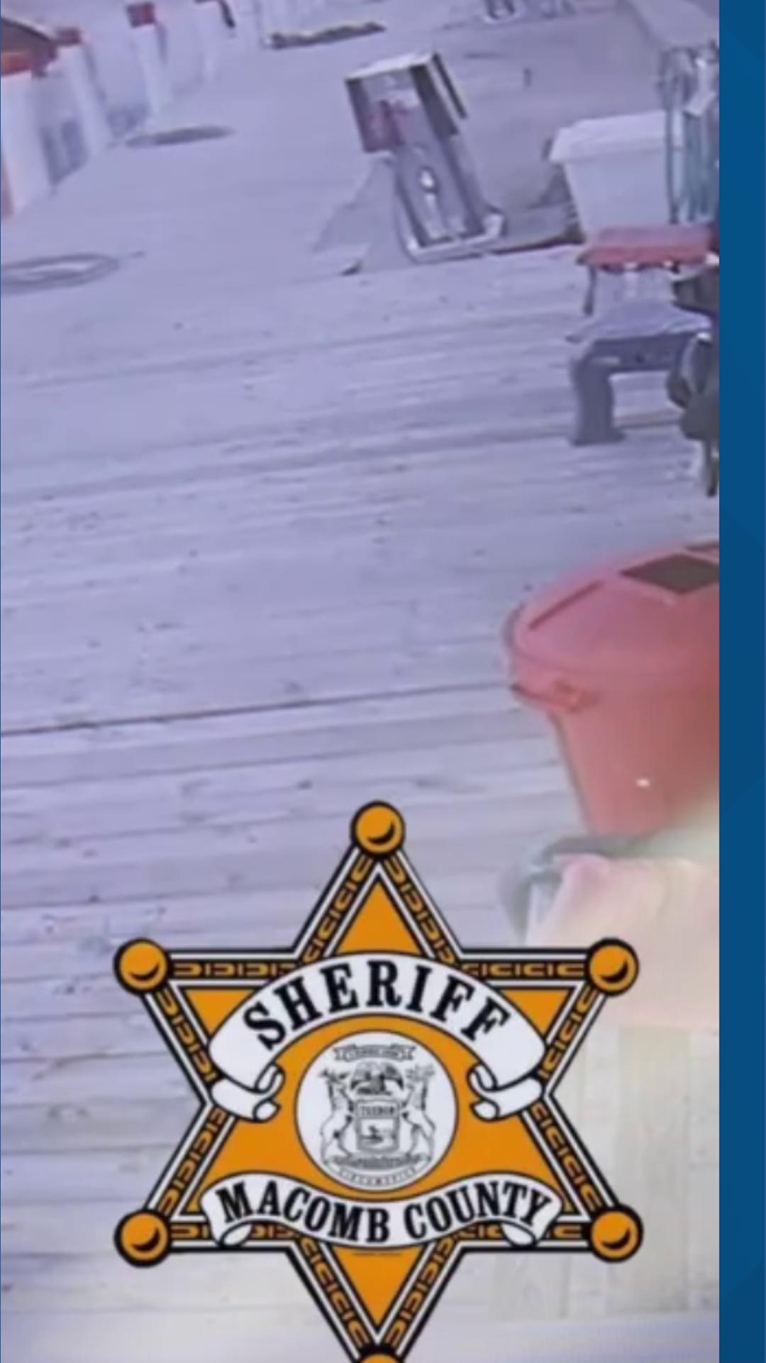 Boat explodes moments after refueling | wtol.com