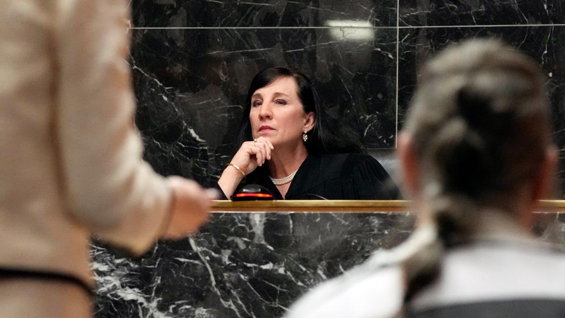 Judge urged to grant new trial to dad in Michigan school shooting ...