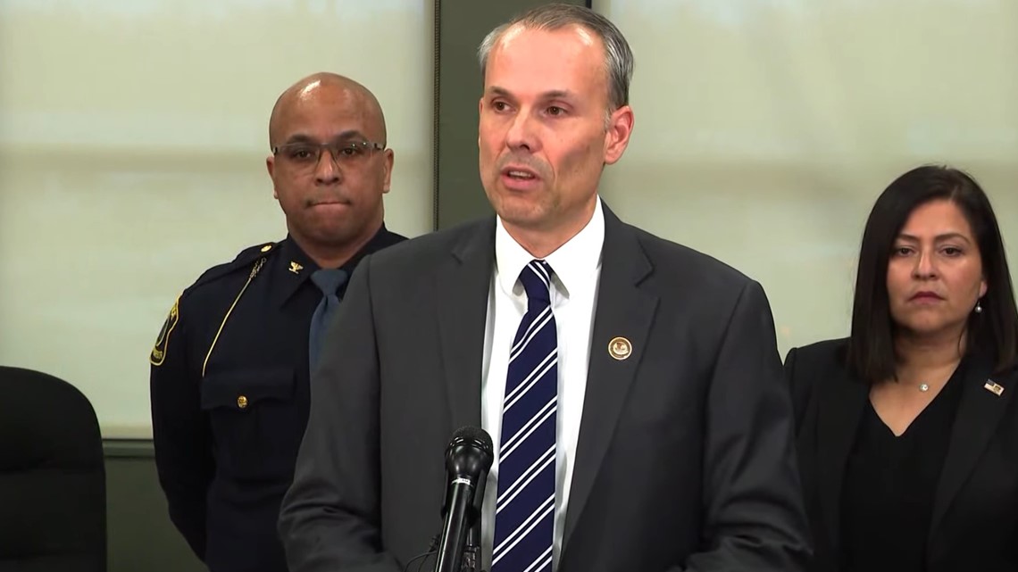 Former U.S. Attorney Mark Totten suspends campaign for Michigan ...