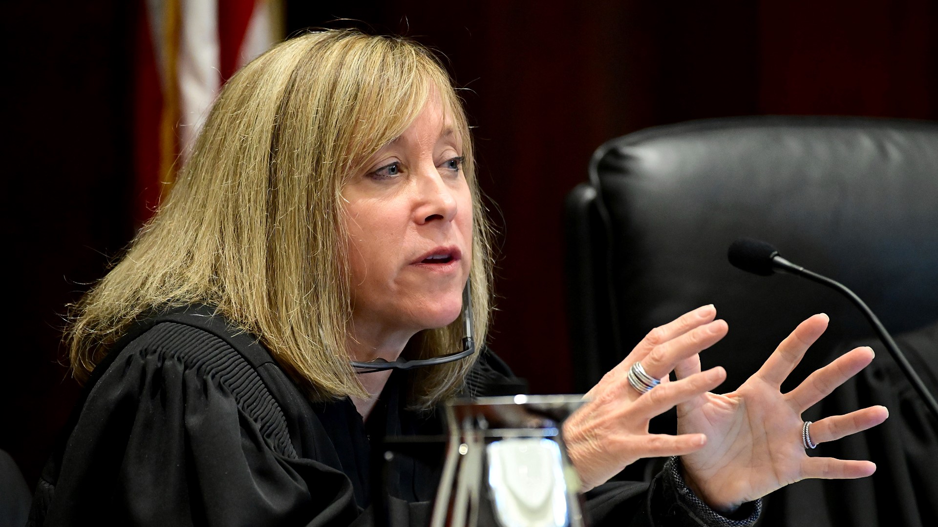 Michigan judges ordered to honor pronouns of parties in court | wtol.com